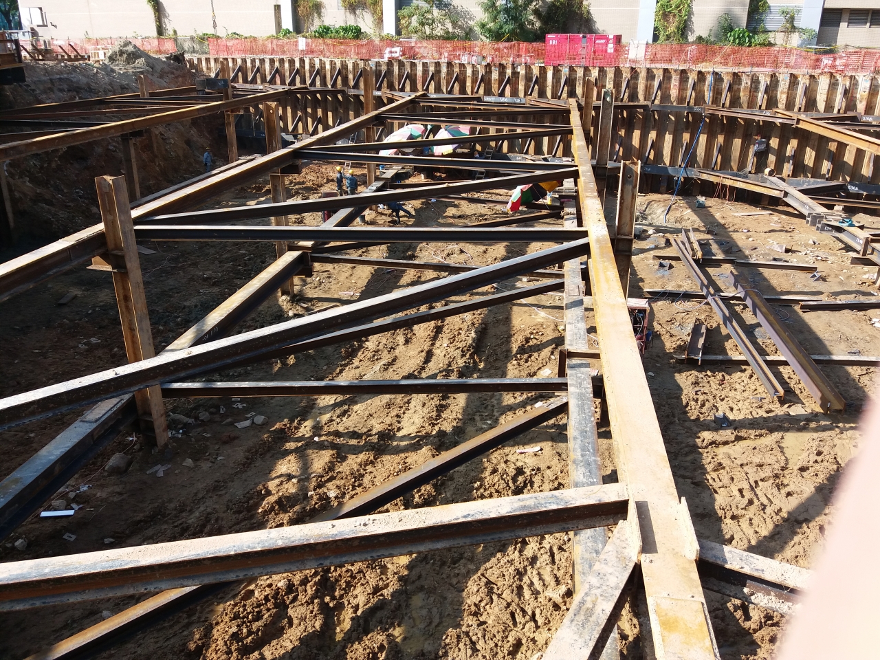 Pipe Piling & King Post Installation Works for Composite Development at ...